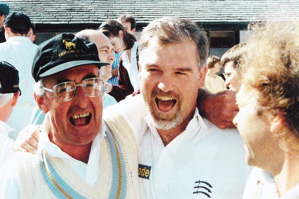 Findon CC | Up the Horses!